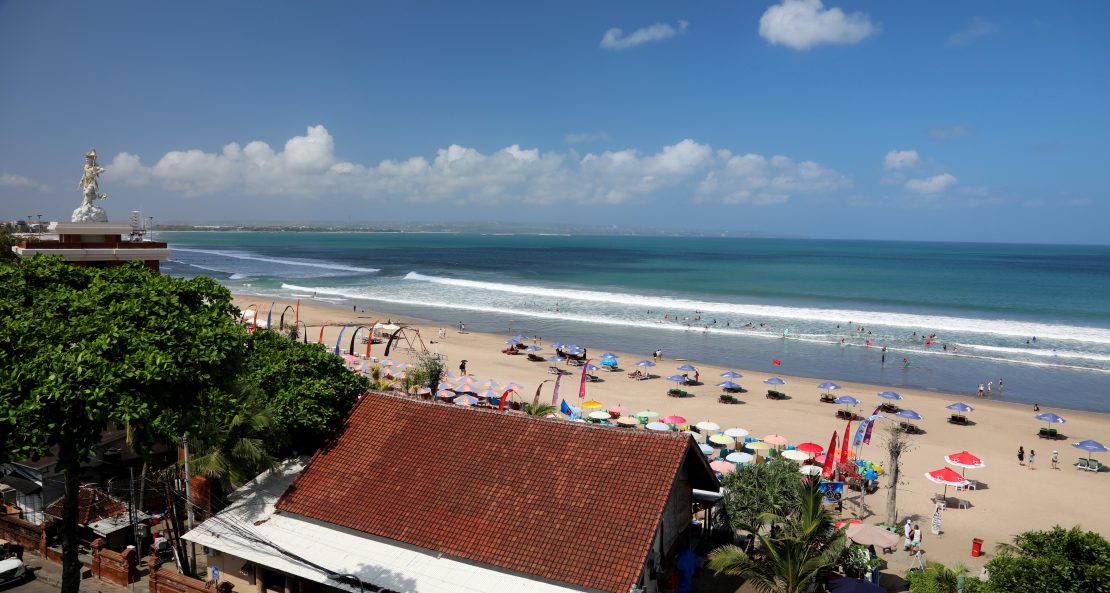 6 Best New Year's Eve Beach Parties Around the World | Beach