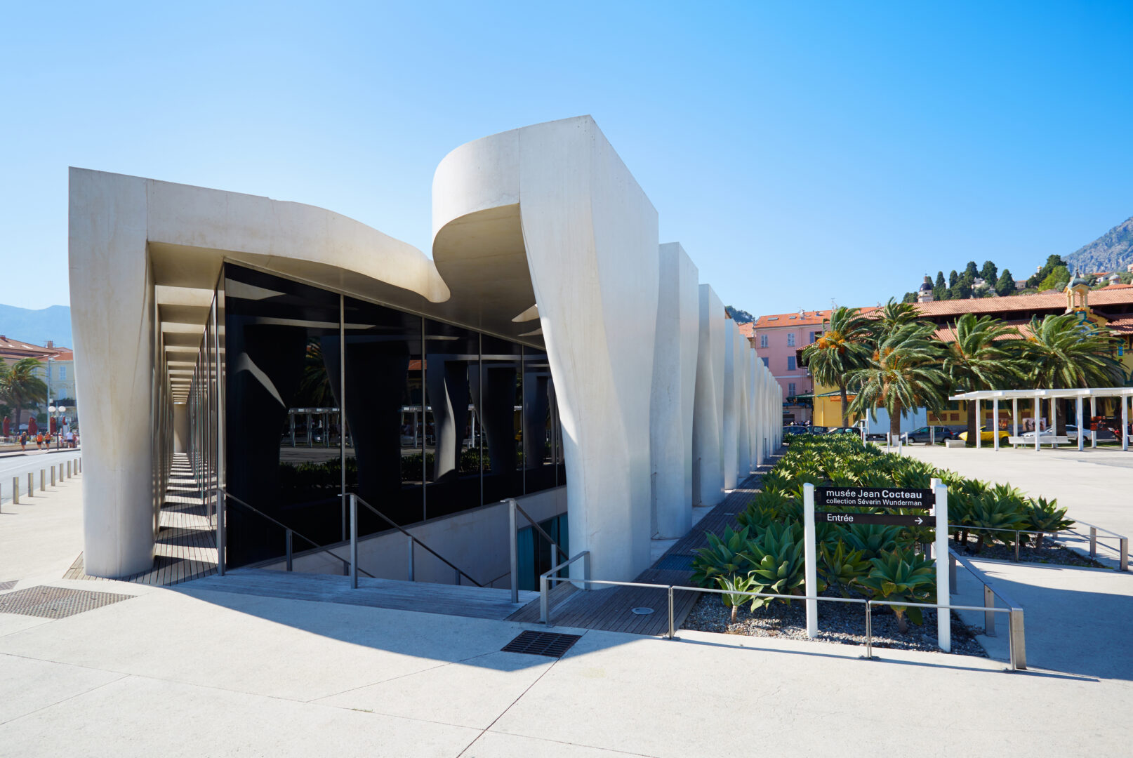 Menton Beach Town Guide: Best Beaches, Hotels & Things to Do | Beach