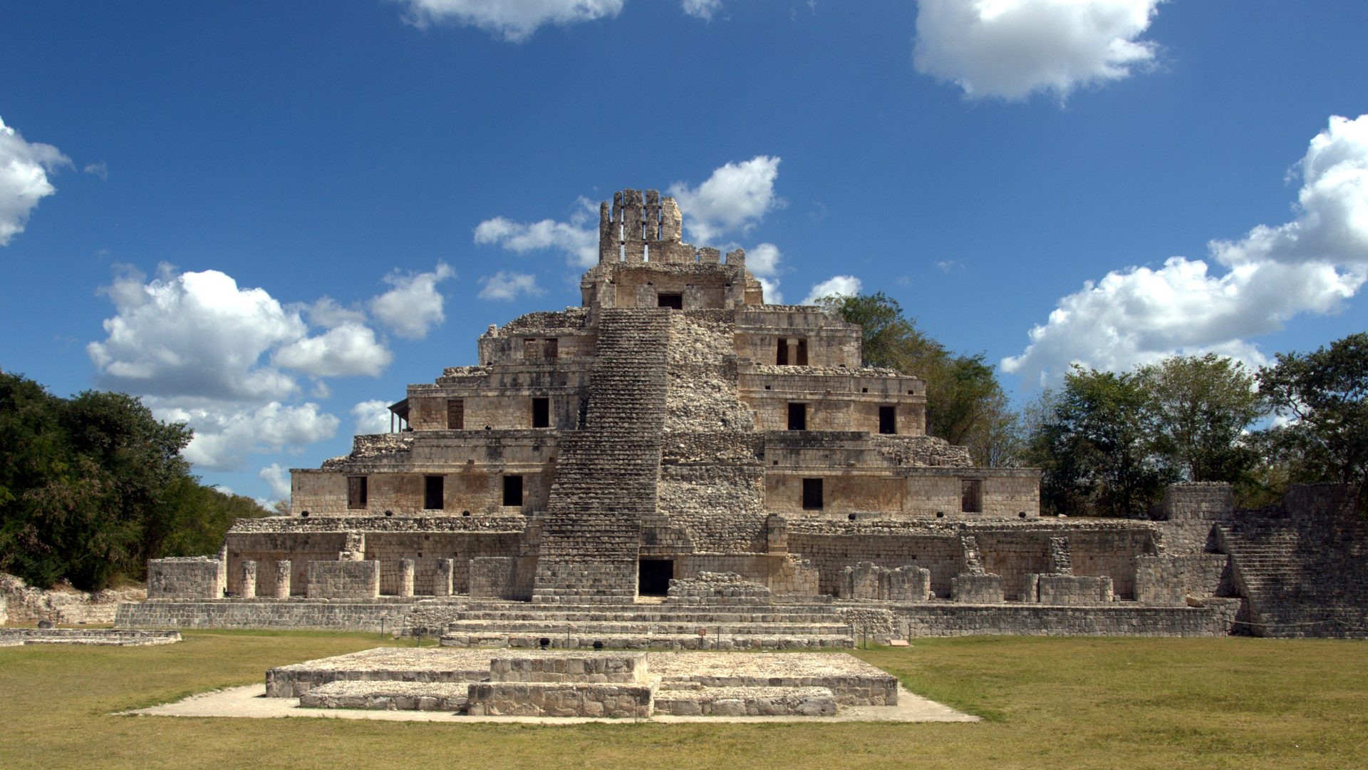Your Guide to Exploring Cancun's Ancient Mayan Ruins | Beach